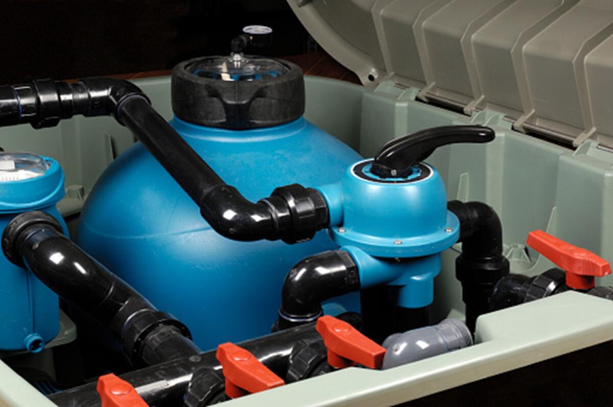 How to set up a Pond Filter and Pump - Aquigarden.com